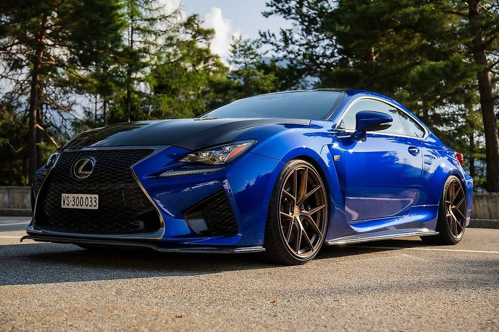 Lexus RC F Carbon Edition | Kaufen auf Ricardo