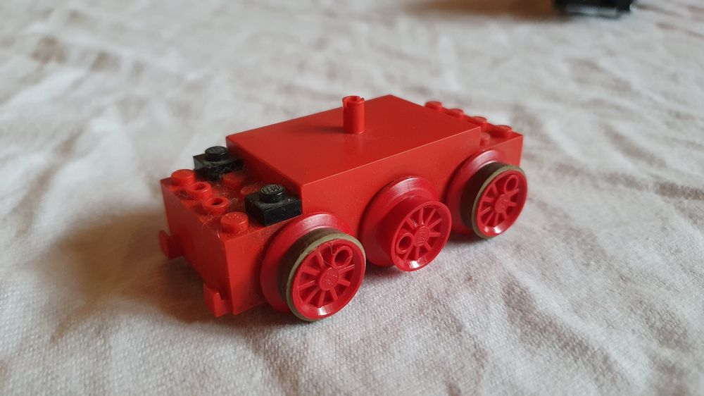LEGO Eisenbahn 12V Güterlok 7730 80er system Lok roter Motor (Gebraucht ...