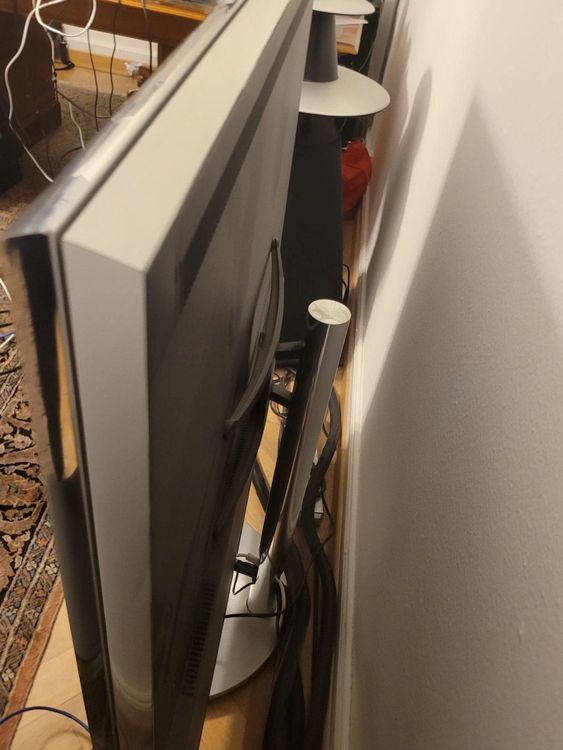 B&O Beovision 10-40 inkl. El. Standfuß (Gebraucht) in Zürich für CHF ...