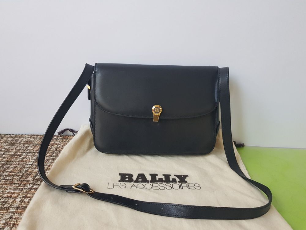 Bally Vintage Leder Umhängetasche (Gebraucht) in Basel für CHF 75 – mit Lieferung auf Ricardo kaufen