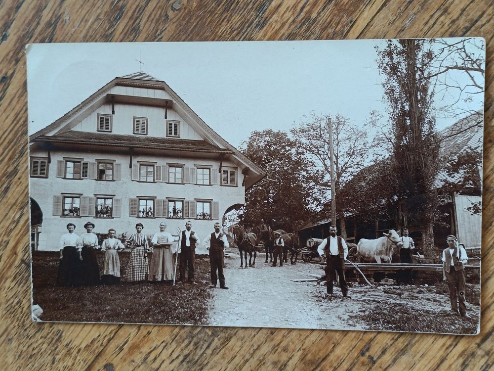 Echt Photo Karte / Menznau - Bauernhof mit Familie - 1916 (Gebraucht) in Brugg AG für CHF 15 ...