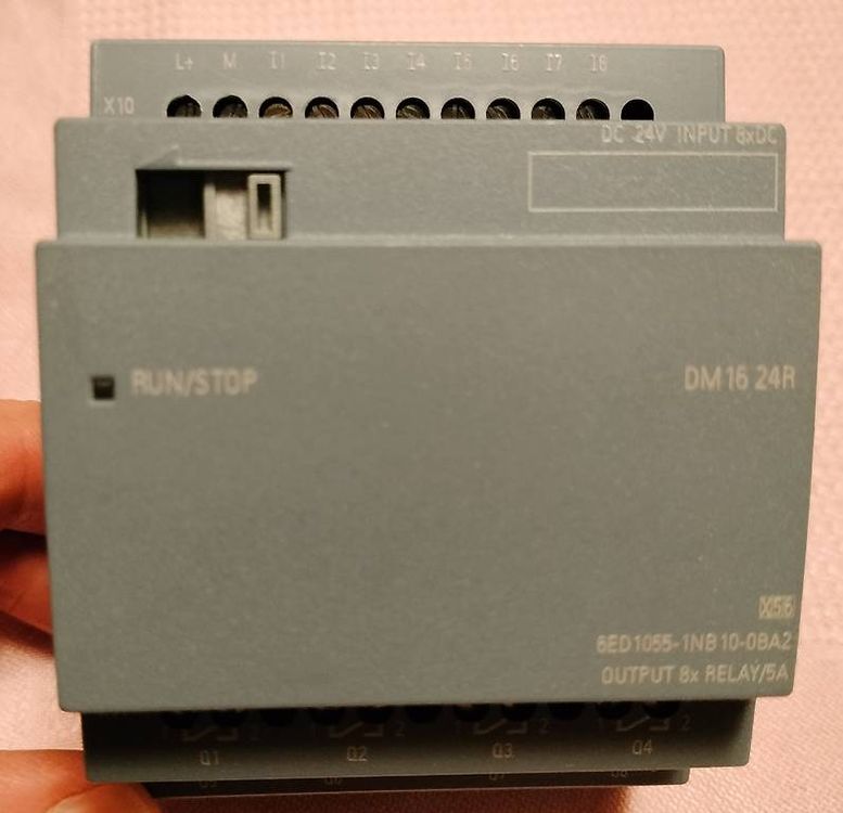 LOGO! 8 DM16 24R Erweiterungsmodul 8 Digital / 8 Relais ;-) (Gebraucht ...