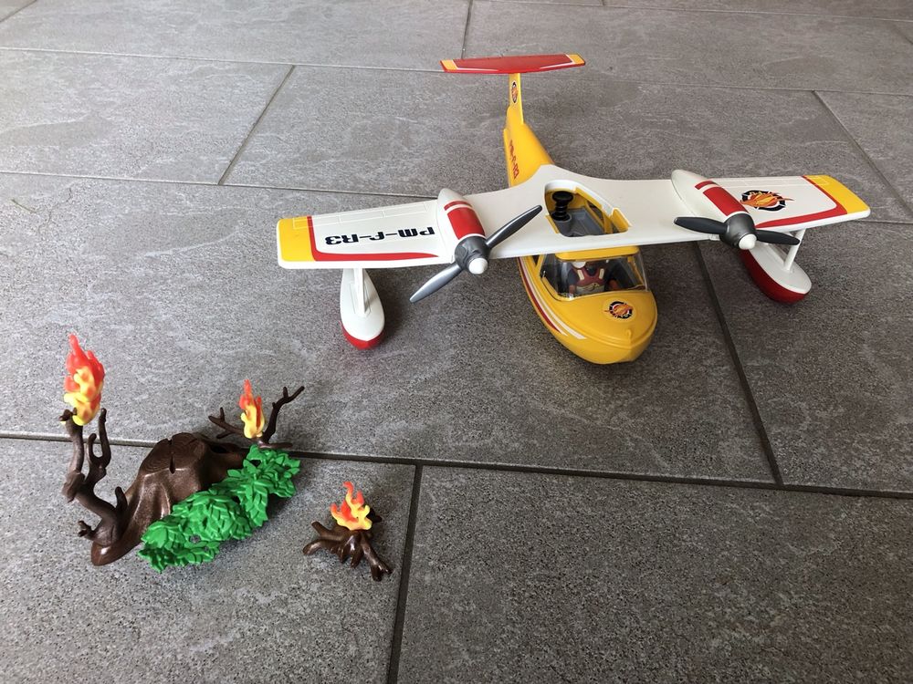 Playmobil Löschflugzeug 5560 Wasserflugzeug Feuerwehr (Gebraucht) in Liestal für CHF 8 – mit ...
