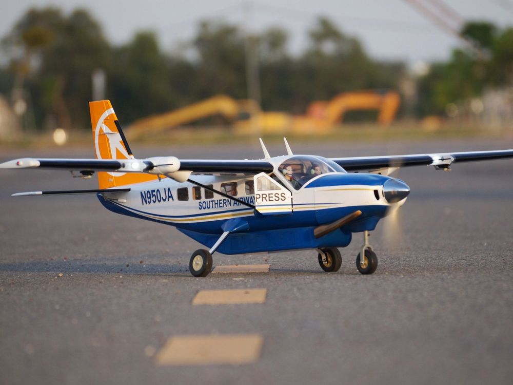 Cessna 208 Grand Caravan, Spw 1700mm, ARF-Set von VQ-Models (Neu und ...