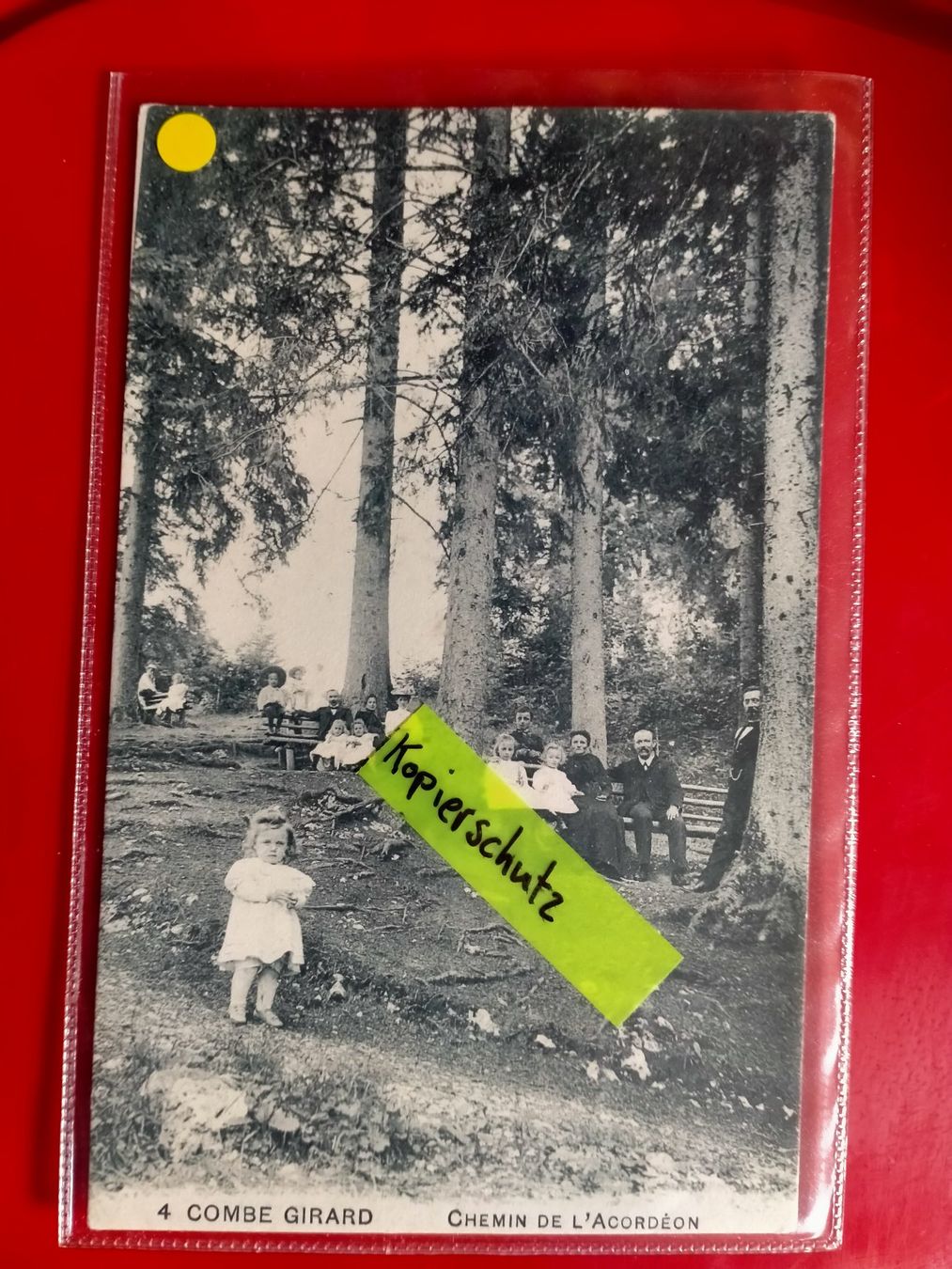 Combe Girard Chemin de l'Accordeon le Locle Menschen belebt (Gebraucht ...