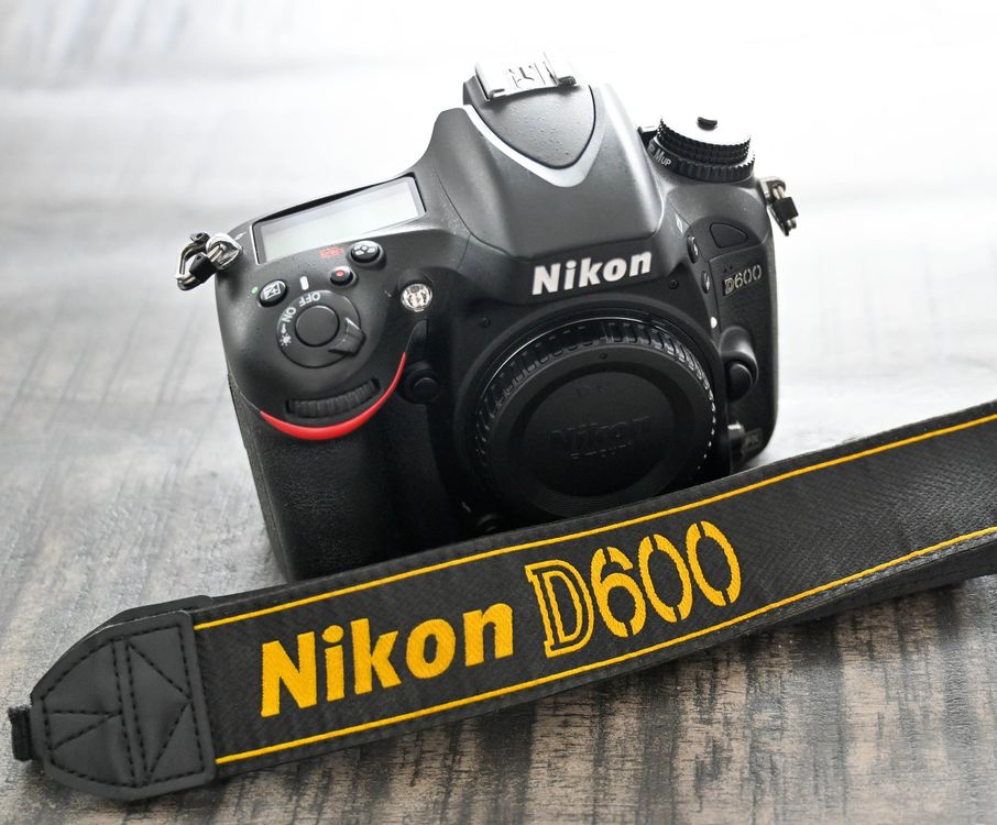 Nikon D600 Body Vollformat FX mit 75'000 Auslösungen | Kaufen auf Ricardo