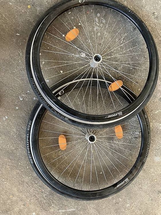 Rollstuhlräder (Gebraucht) in Aathal-Seegräben für CHF 20 – nur ...
