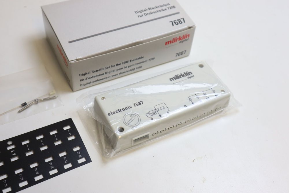 Märklin 7687 Digital Nachrüstset Drehscheibe 7286 - NP 160.- (Gebraucht ...