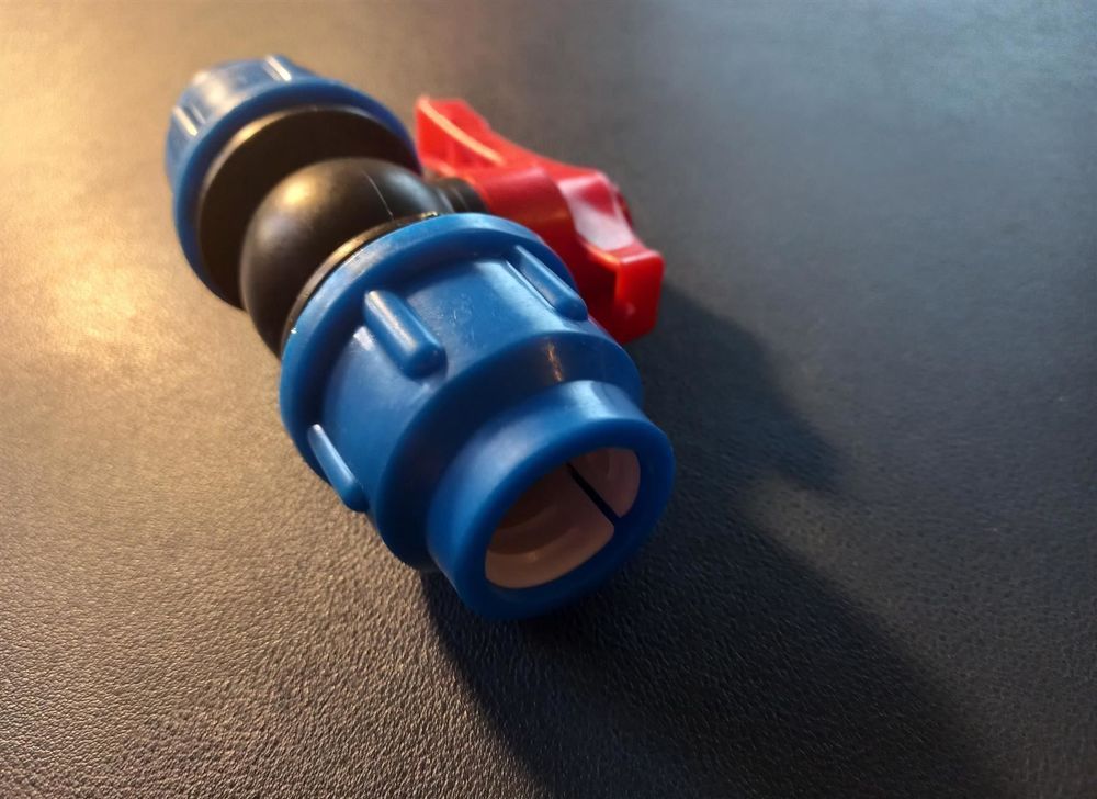 2x Kugelventil für 32mm Schlauch / Valve 32mm pour piscine (Neu und originalverpackt) in ...