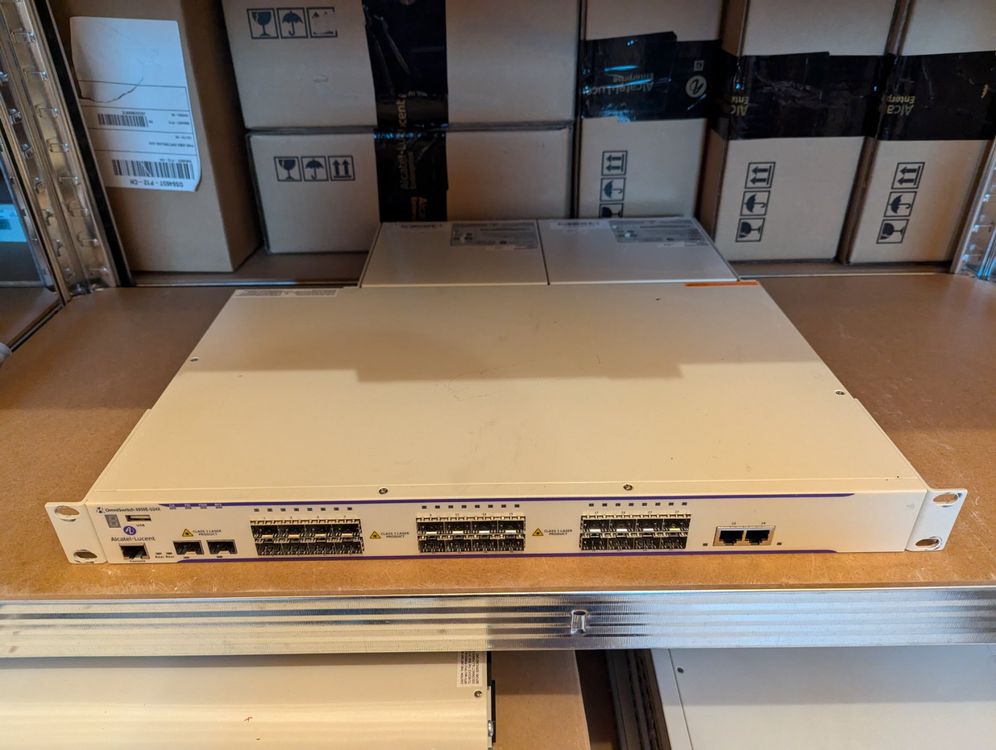 Switch Alcatel-Lucent OS6850E-U24X 22-Port-SFP 2x10G SFP+ (Gebraucht) in Sarmenstorf für CHF 90 ...