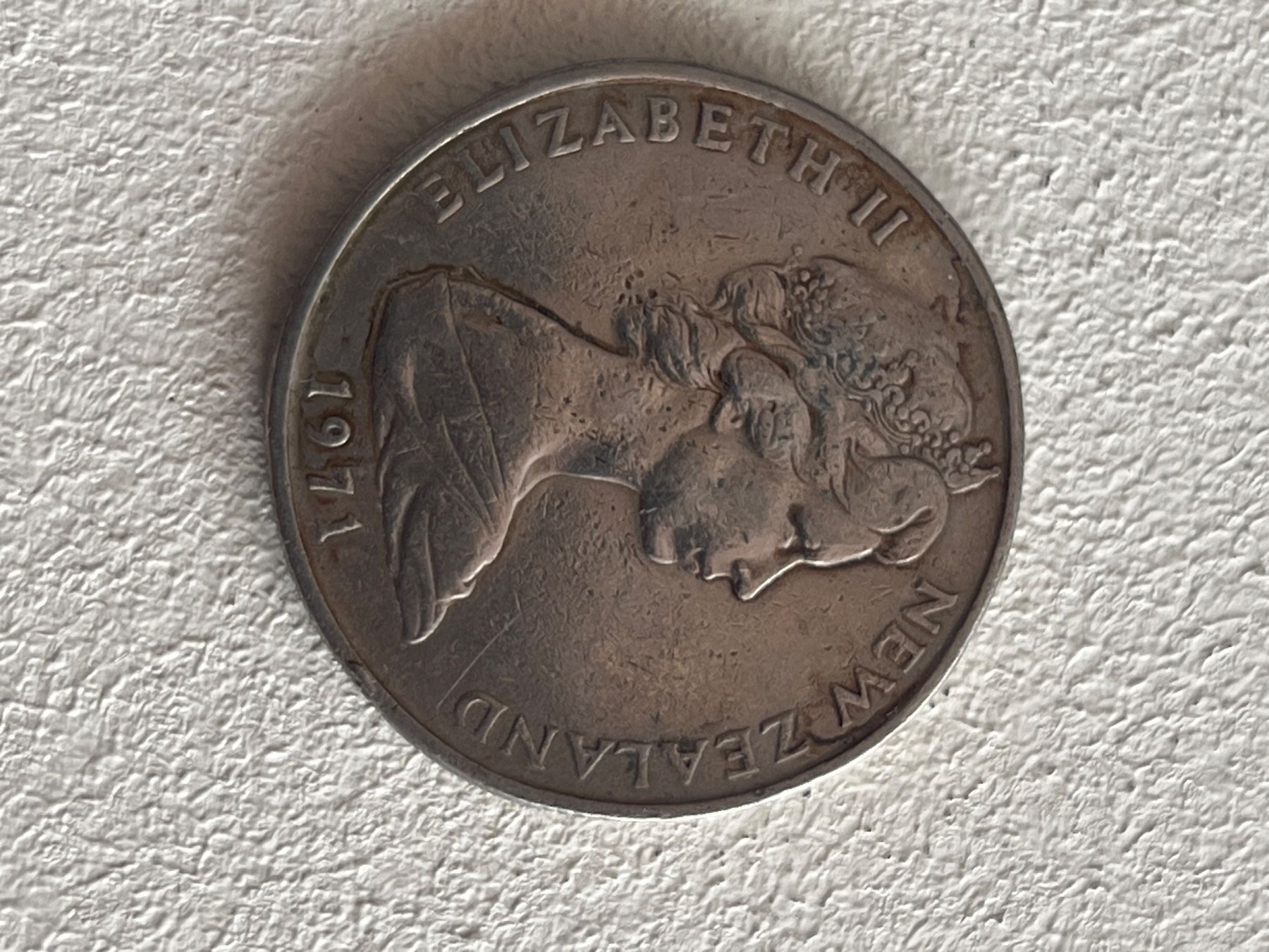 Alte 50 Cent Münze, New Zealand, 1971 (Gebraucht) in Chiasso für CHF 5 – mit Lieferung auf ...