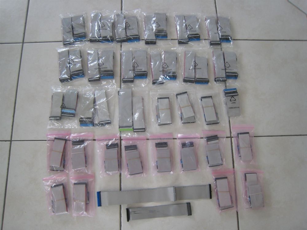 Câble IDE IDC 40 pins (Neuf avec emballage d'origine) à Villaz-St ...