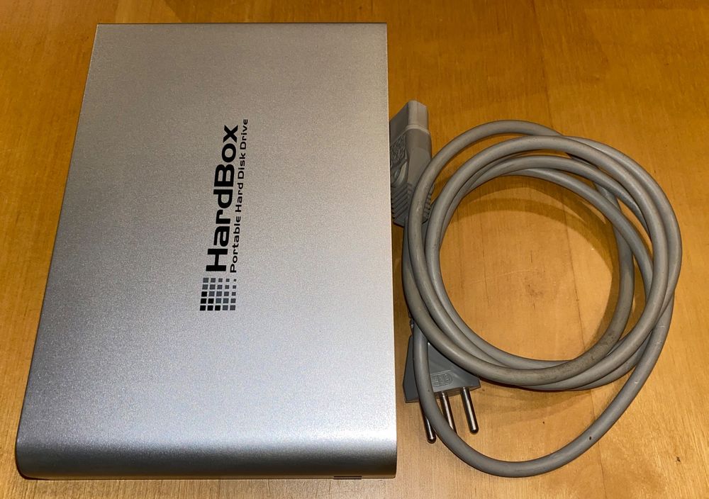 Hardbox 3.5 HDD IDE Case (Gebraucht) in Unterengstringen für CHF 16 ...