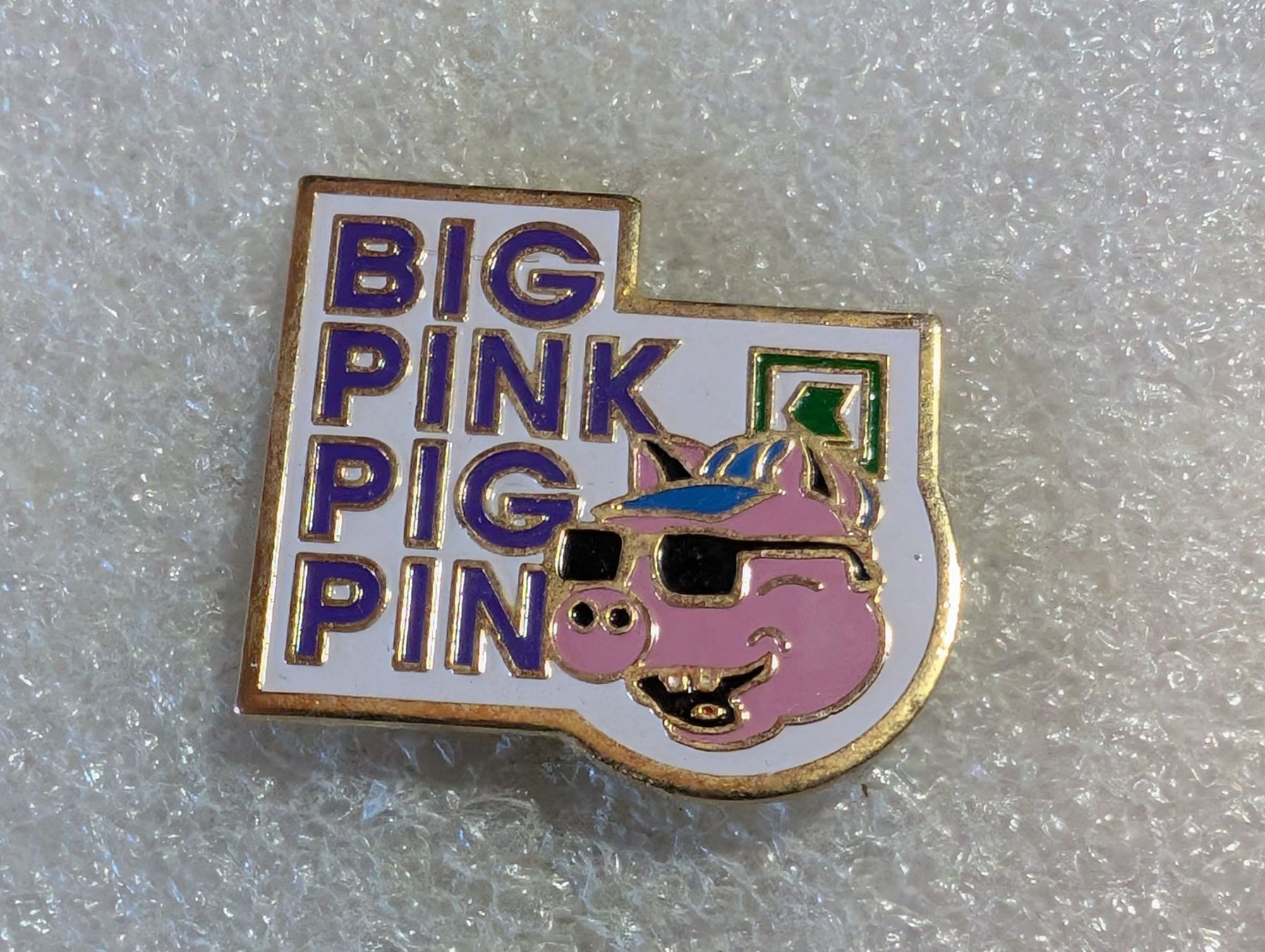 Ansteckpin 187: Kantonalbank - Big Pink Pig Pin (Gebraucht) in Oppligen ...
