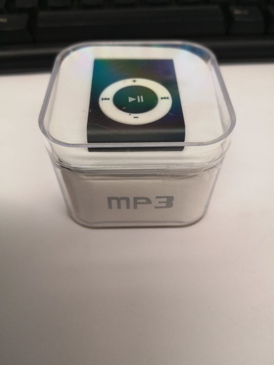 Mini Mp3 player (Neu und originalverpackt) in Lostorf für CHF 20 – mit ...