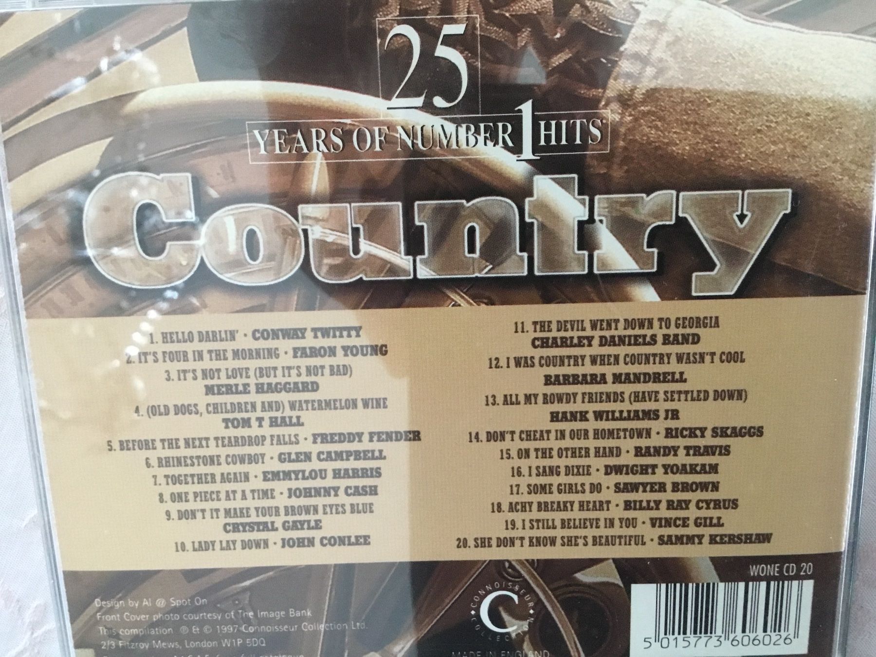 Country CD - 25 Years of Number 1 Hits - (Gebraucht) in Thierachern für ...