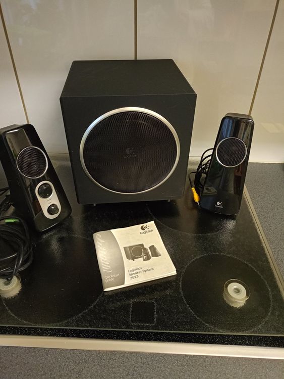 Logitech Speaker System Z523 (Gebraucht) in Schaffhausen für CHF 28 – mit Lieferung auf Ricardo ...
