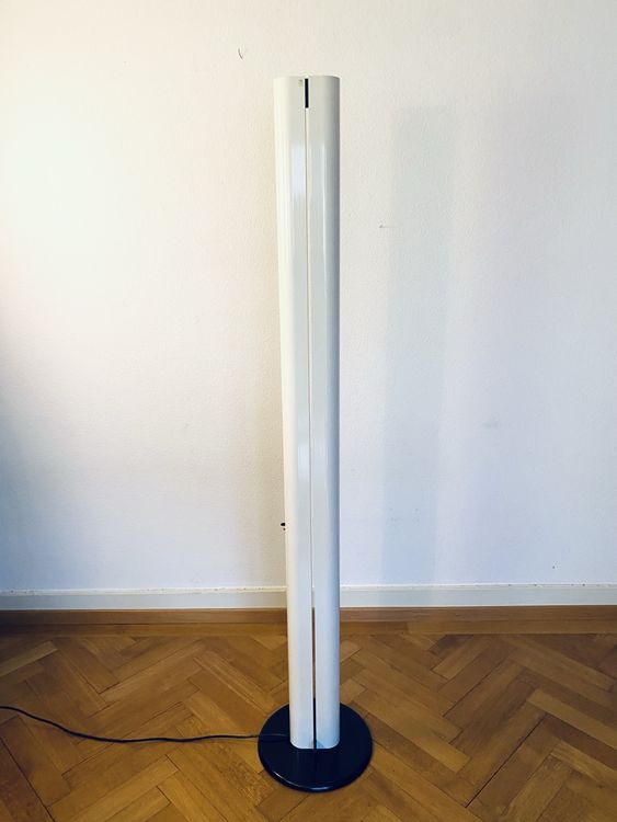 Design Stehlampe Leuchte Artemide | Kaufen auf Ricardo