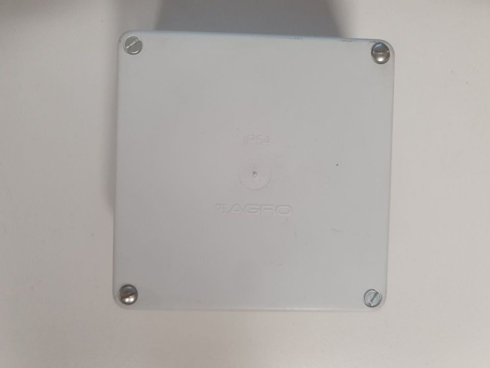 Agro AP-Abzweigdose IP 54, 100x100 mm 9802 (Gebraucht) in Zürich für ...