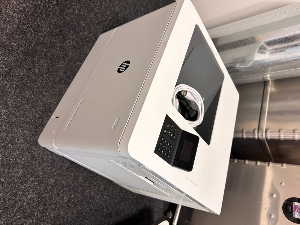 HP Color LaserJet Enterprise M553 Farblaserdrucker. (Gebraucht) in ...