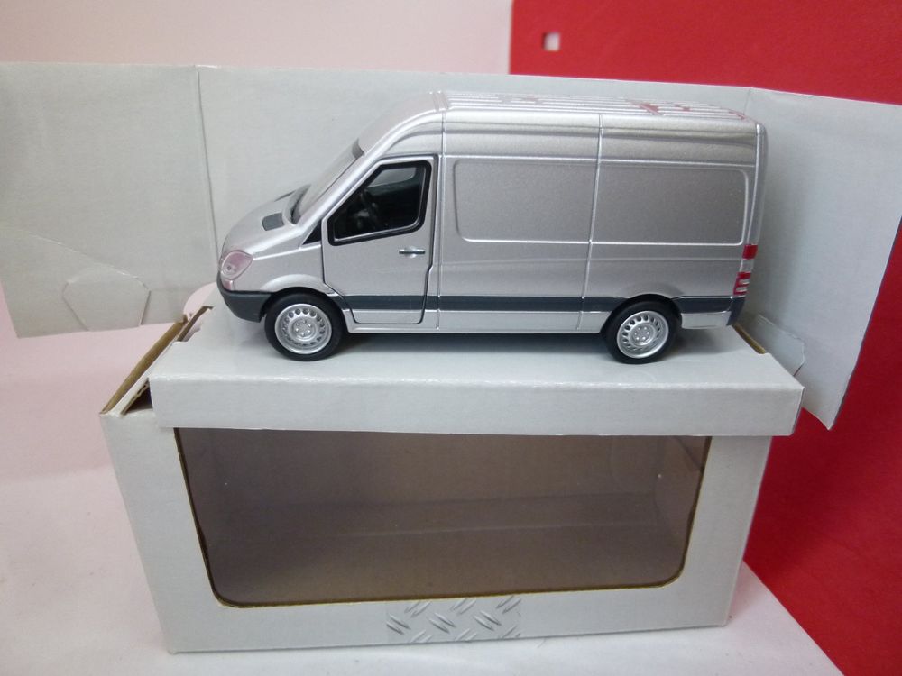 Collection Mercedes - Mercedes Sprinter - silber in OVP (Gebraucht) in ...