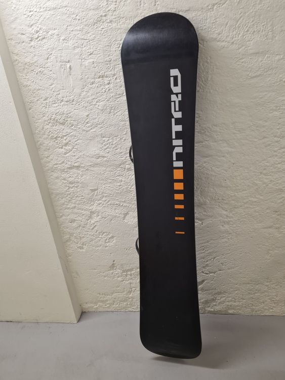 Snowboard NITRO freestyle 160 cm lang 25/30 cm breit (Gebraucht) in Zug ...