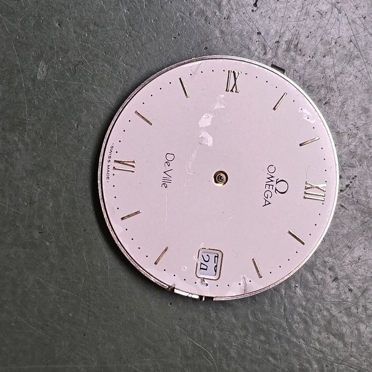 Mouvement Quartz OMEGA 1532 avec pile neuve (Gebraucht) in Tramelan für ...