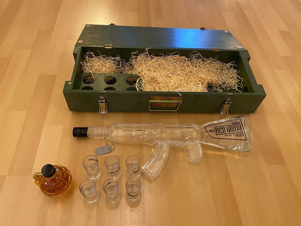 Kalaschnikow Red Army AK-47 Vodka Set (Neu und originalverpackt) in ...