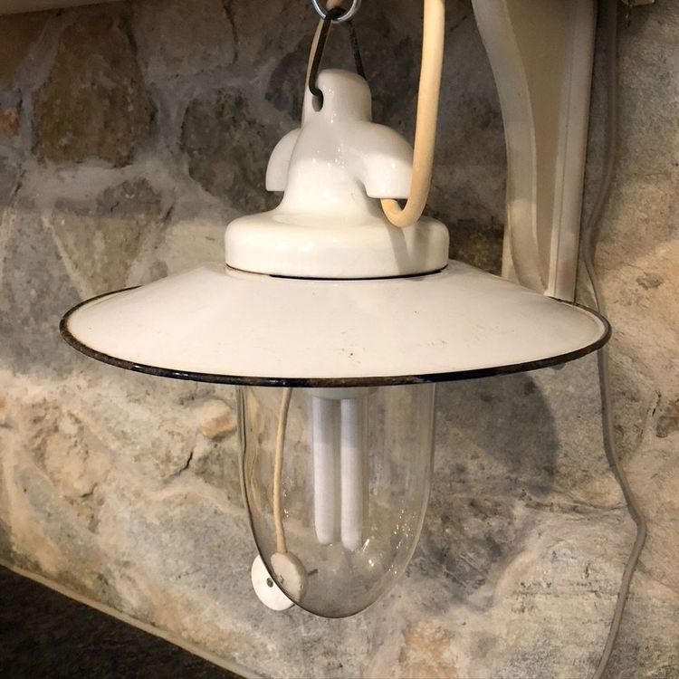 schöne, alte Stall-Lampe emailliert - gut erhalten mit Glas (Gebraucht ...