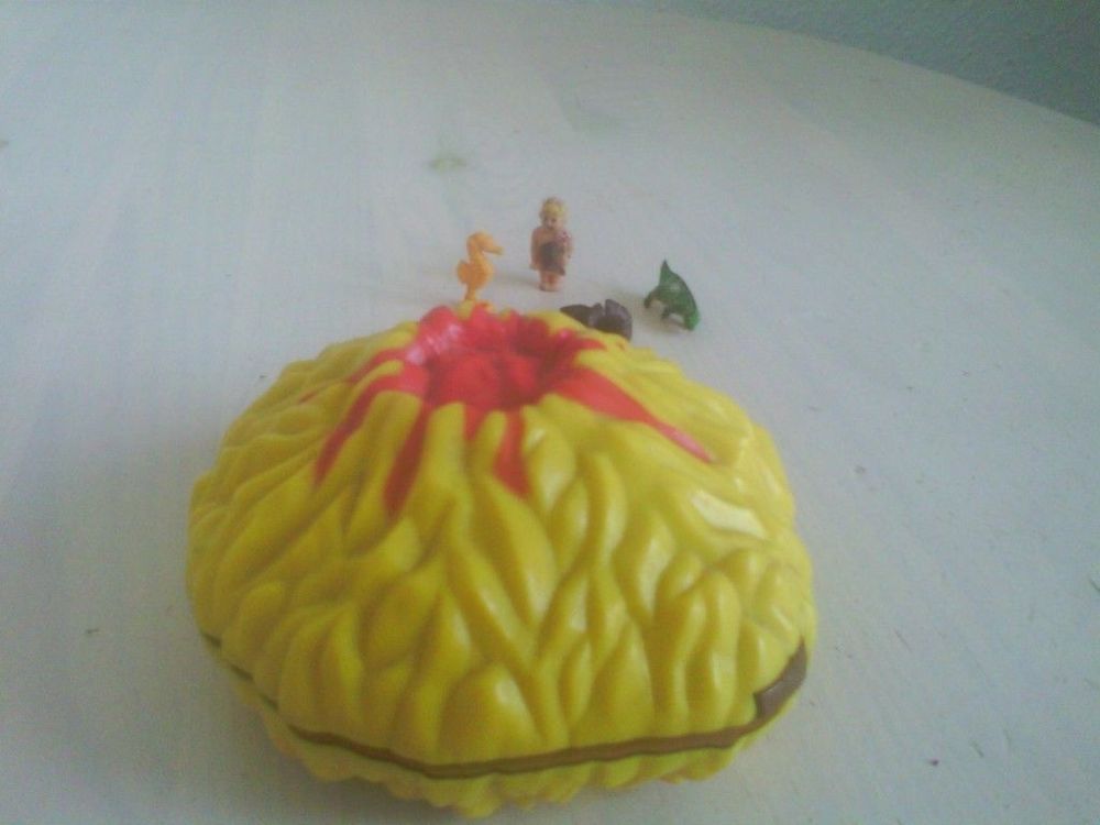 Spielzeug Minispielwelt Vulkan mit Sauriern (Gebraucht) in Wagenhausen ...