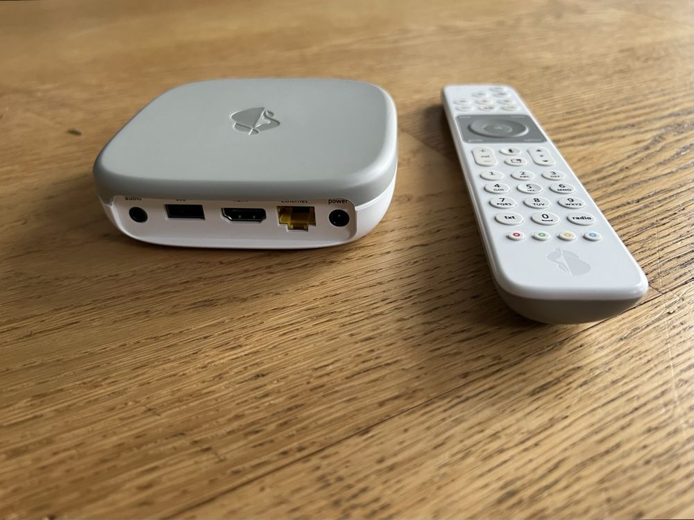 SWISSCOM TV Box 21 mit Originalverpackung (2021) (Gebraucht) in ...