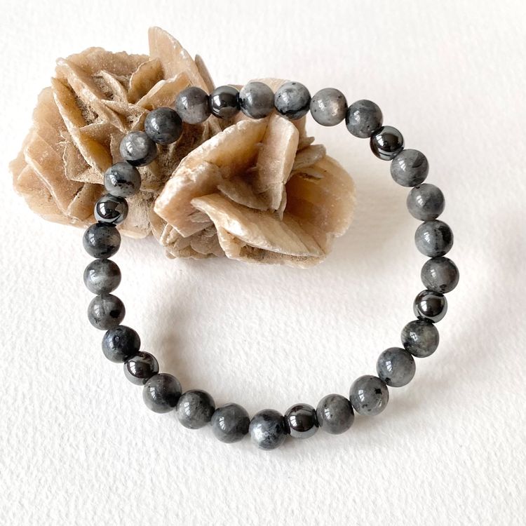 Edelstein Armband Larvikit und Hämatit/Bracelet en larvikite | Kaufen auf Ricardo