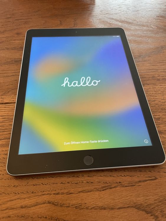 iPad - 5. Generation, 32GB, Modell A1822 (D'occasion) à Ballwil pour ...