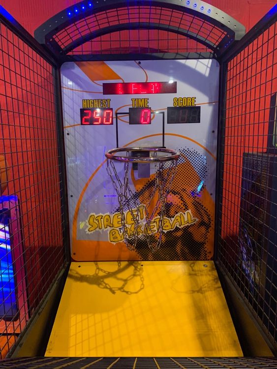 Machine de basket-ball occasion / Basketballautomat occasion (Gebraucht ...