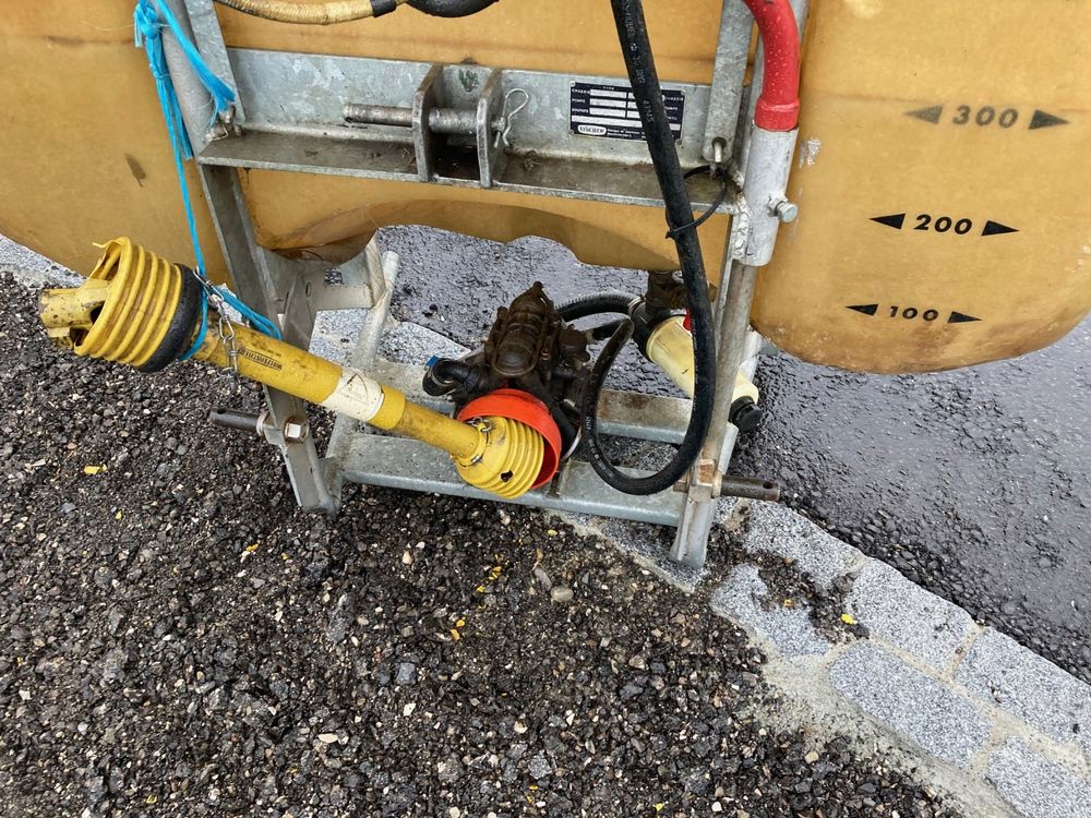 Feldspritze Fischer, Tank mit Pumpe | Kaufen auf Ricardo
