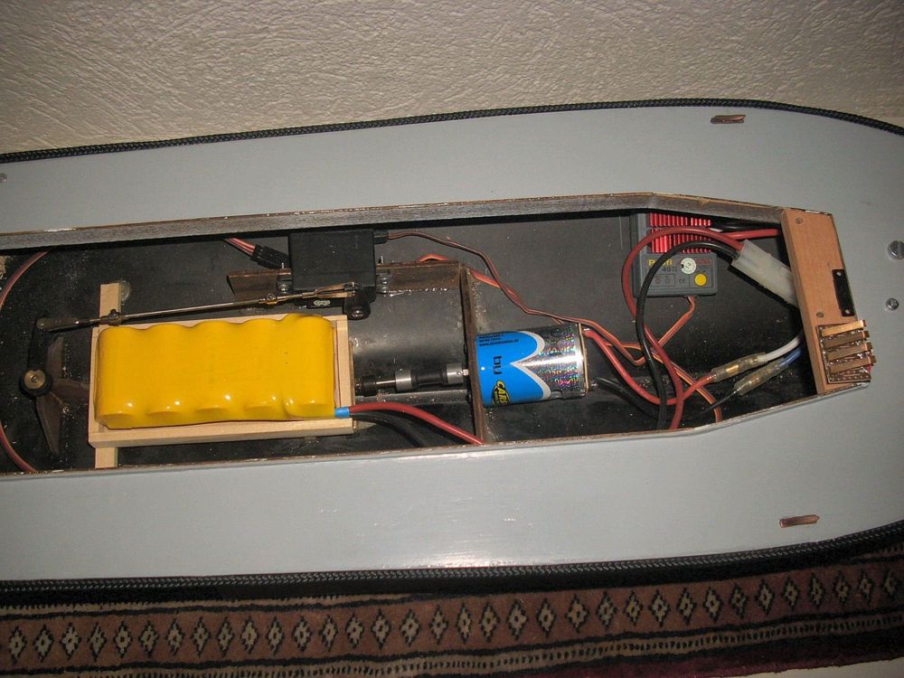 Modeljacht "LISA M" von Krick (D'occasion) à Goldswil pour CHF 180 ...