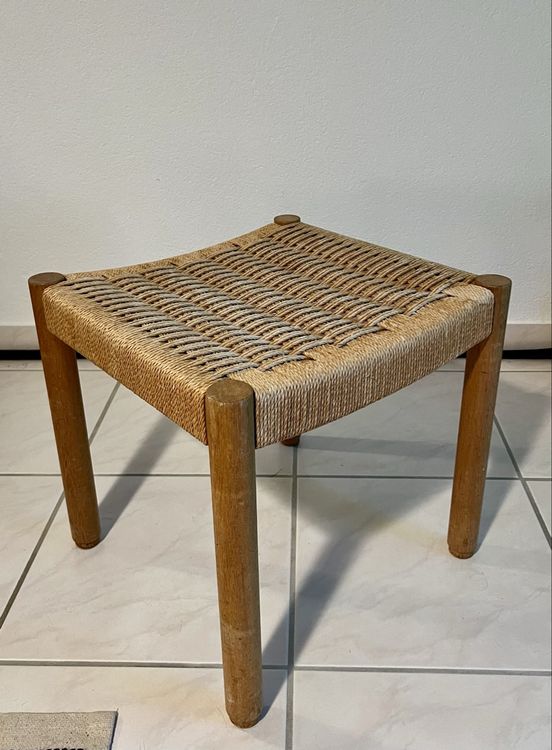 Skandinavischer Vintage Hocker, Holz und Seil. (Gebraucht) in ...