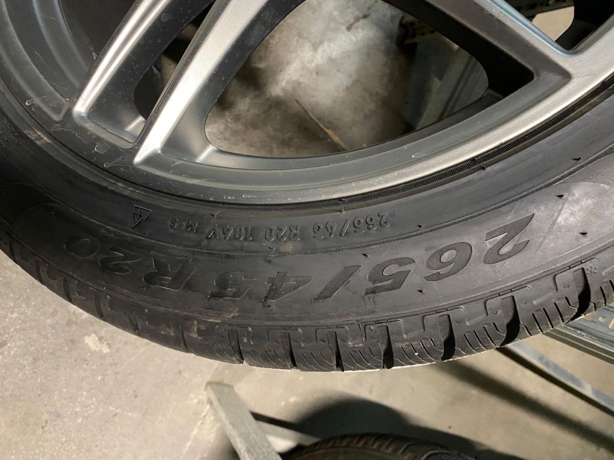 Roues hiver 20 Porsche Macan GTS Turbo II III d’origine (D'occasion) à ...