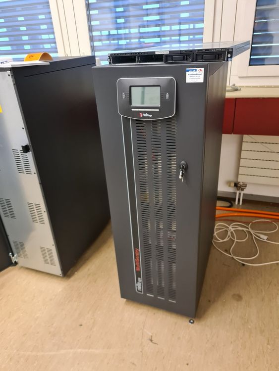 Eine USV-Anlage der Marke Riello (Gebraucht) in für CHF 77 – nur ...