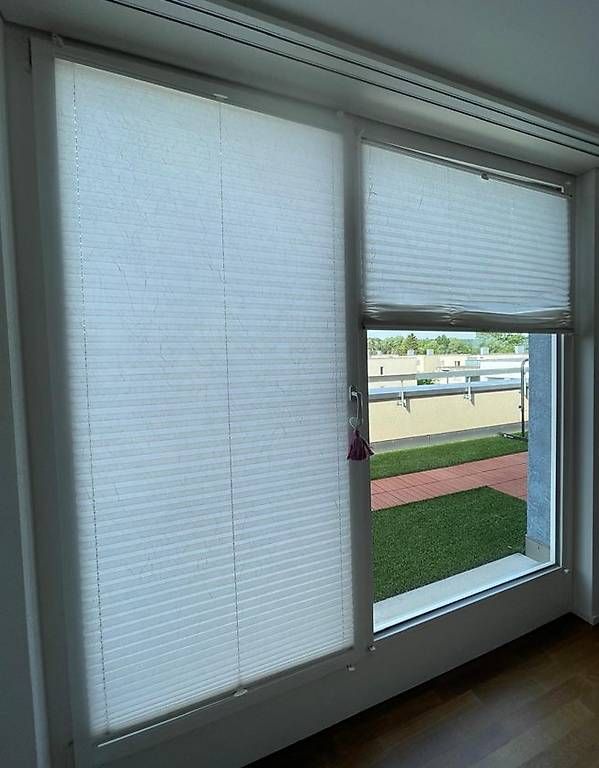 Hochwertige Plissees für Fenster und Balkontüren (Gebraucht) in ...