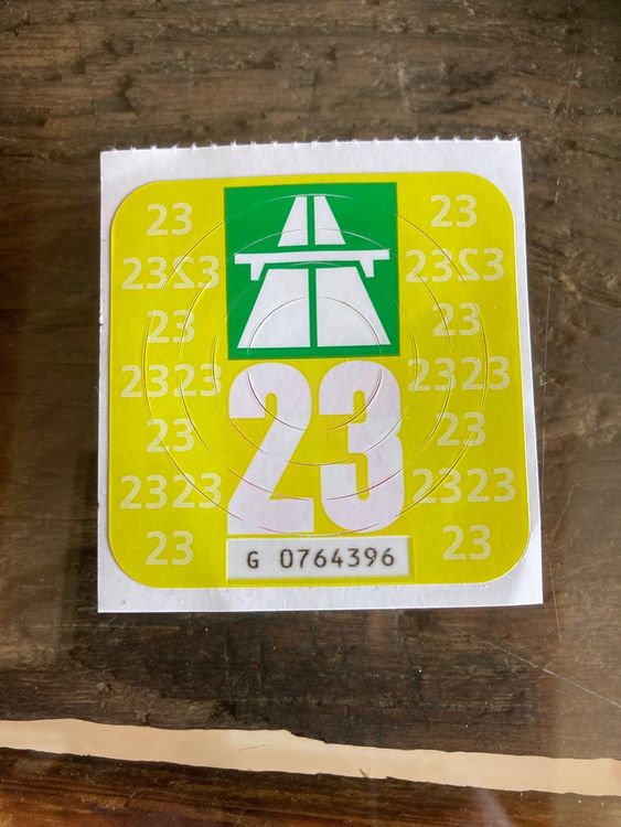 Autobahnvignette 2023 Schweiz (Neu und originalverpackt) in Wichtrach für CHF 34 – mit Lieferung ...