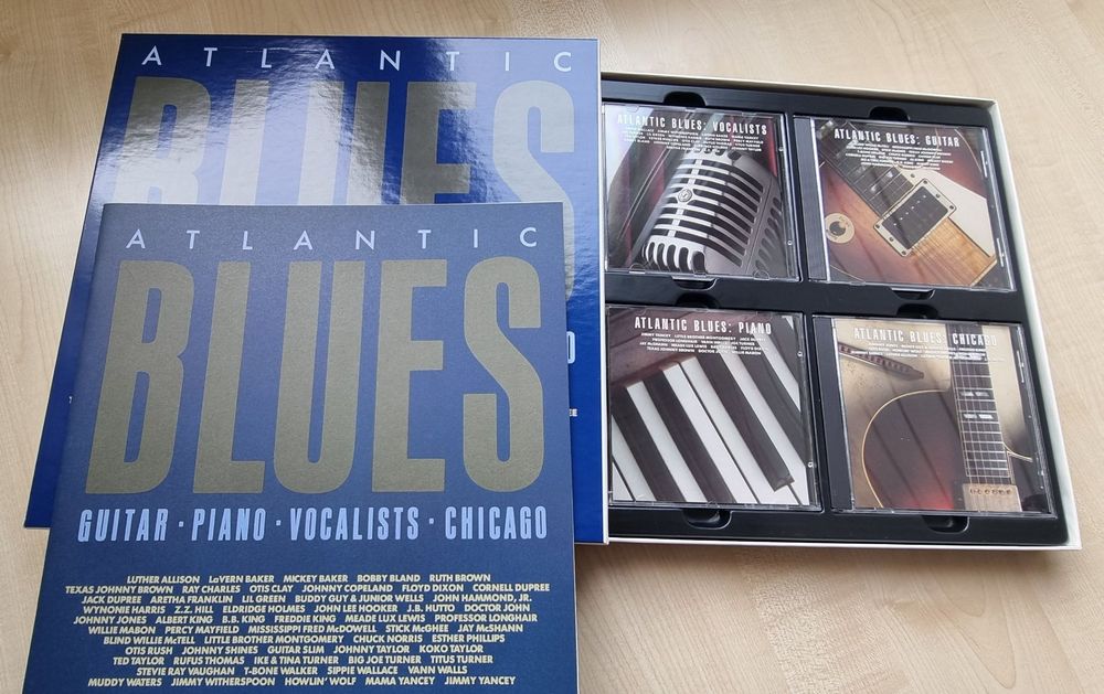 Atlantic Blues Box (Gebraucht) in Niederhasli für CHF 10 – nur Abholung ...