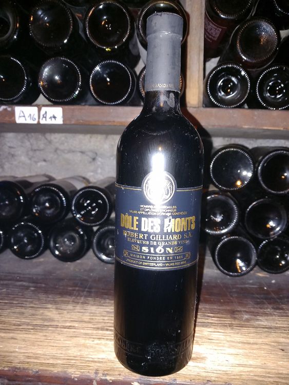 Dole des monts Robert gilliard aoc 2010 (Neu und originalverpackt) in ...