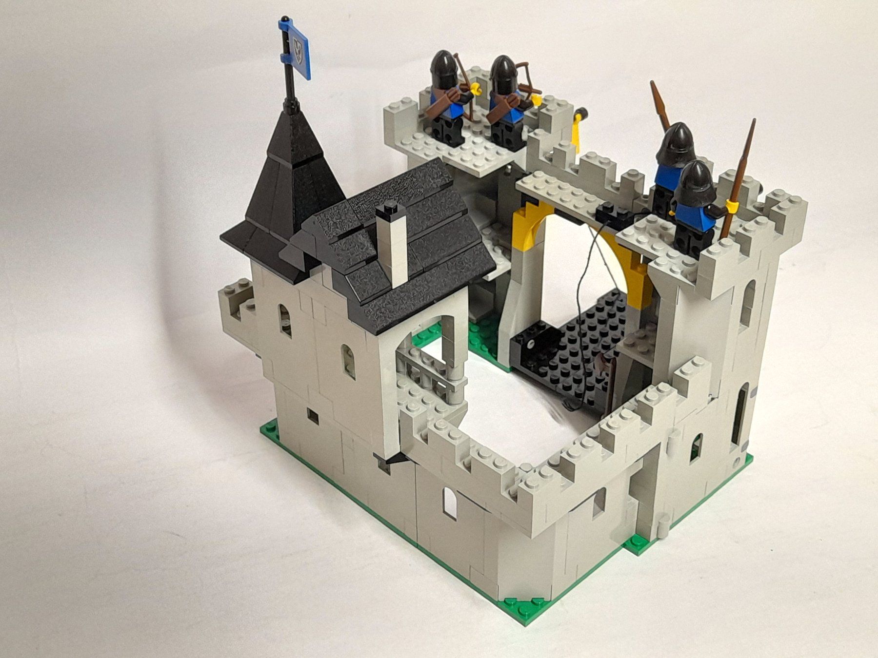 Lego Legoland Ritter/Castle 6074 Black Falcon's Fortress (Gebraucht) in ...
