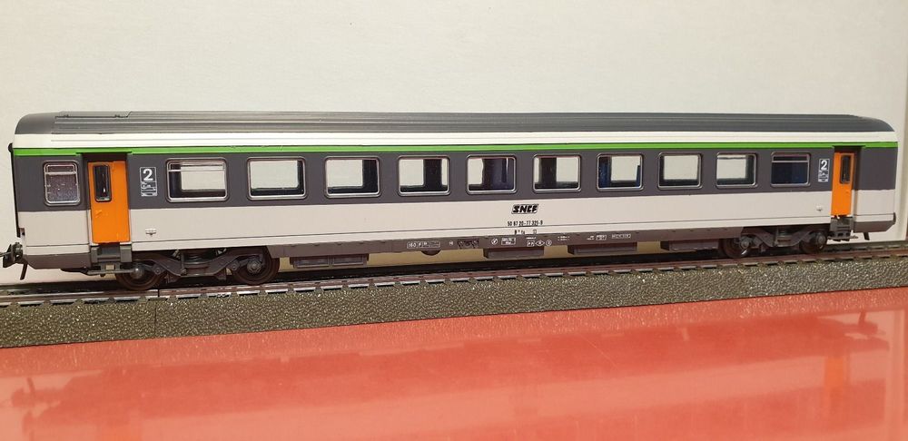 Roco SNCF 2.Kl Personenwagen. OVP (Neu und originalverpackt) in ...