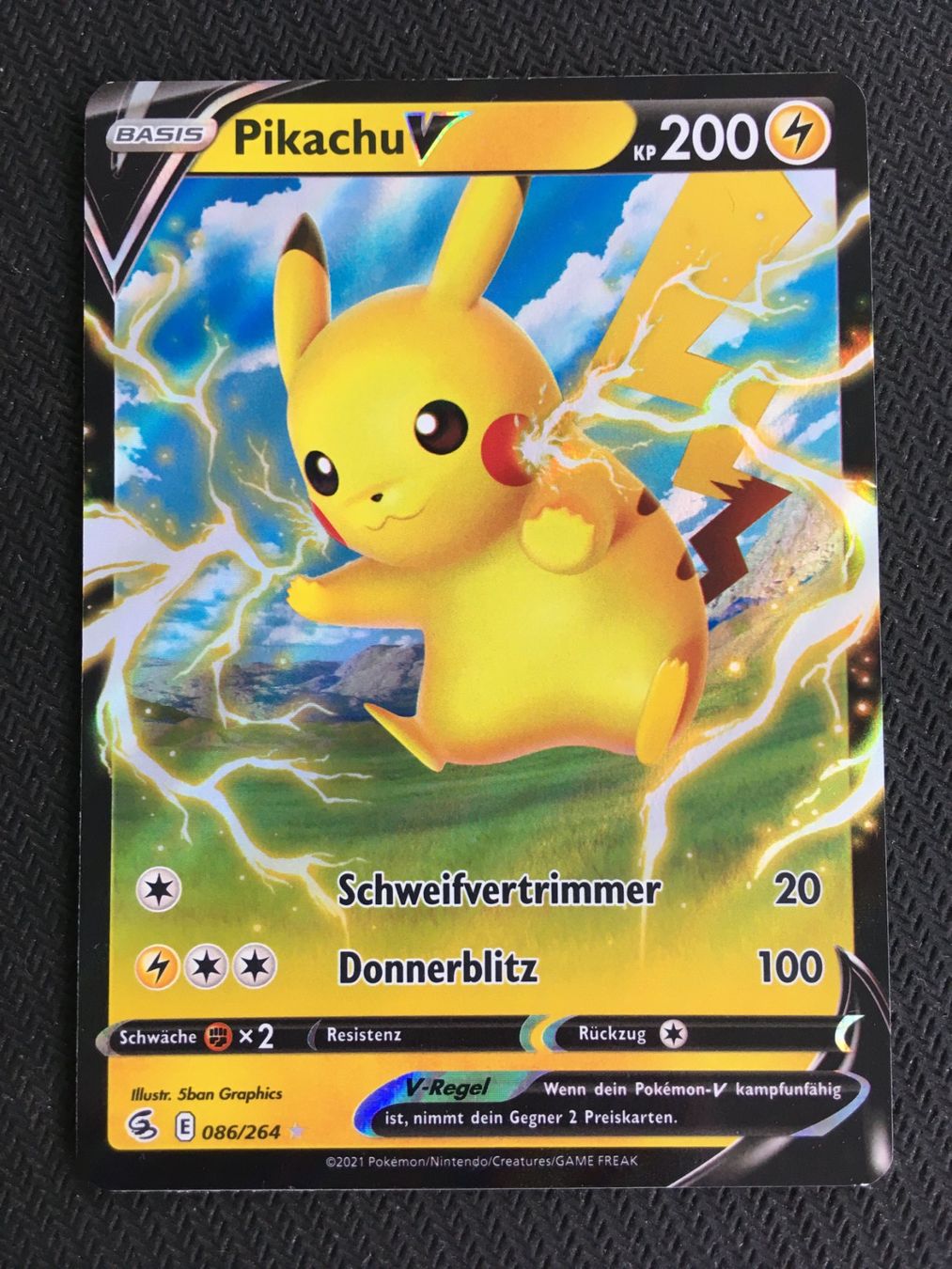 Pokémon - Fusion Strike - Pikachu V FST 086 - DE (Gebraucht) in St ...
