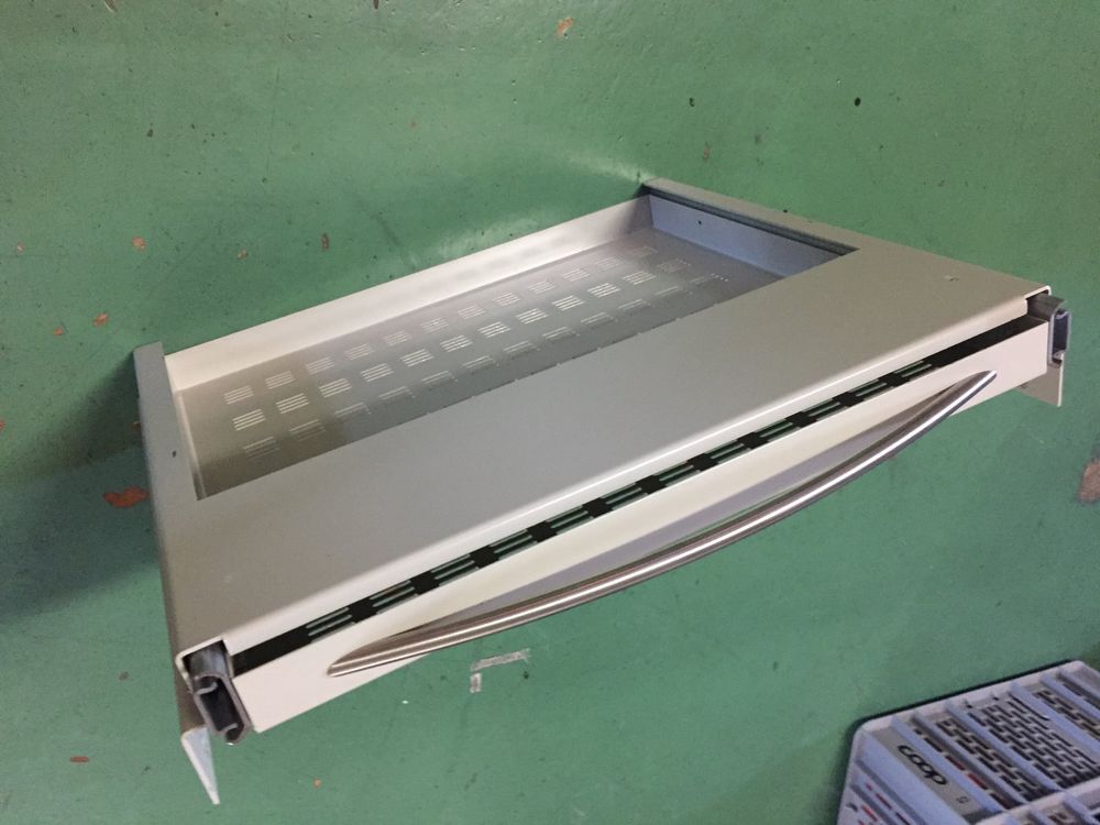 Rack-Auszug/Tablar | Kaufen auf Ricardo