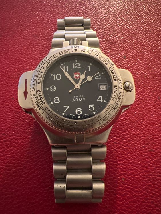 Swiss Army mit Compass 41.5 mm Quarz | Kaufen auf Ricardo