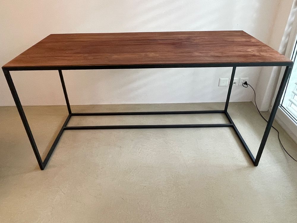 Schreibtisch (Gebraucht) in Samstagern für CHF 390 – nur Abholung auf Ricardo kaufen