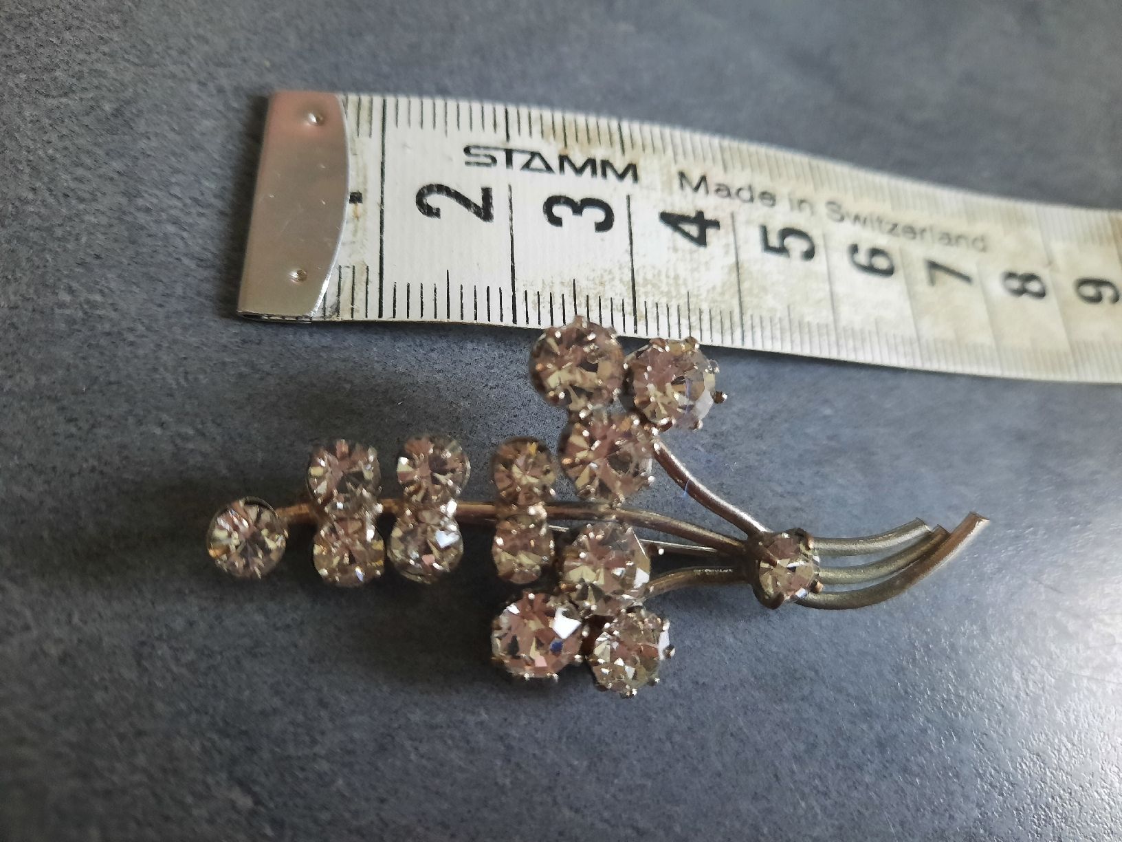 BROCHE VINTAGE (D'occasion) à Le Locle pour CHF 10 – avec livraison ...